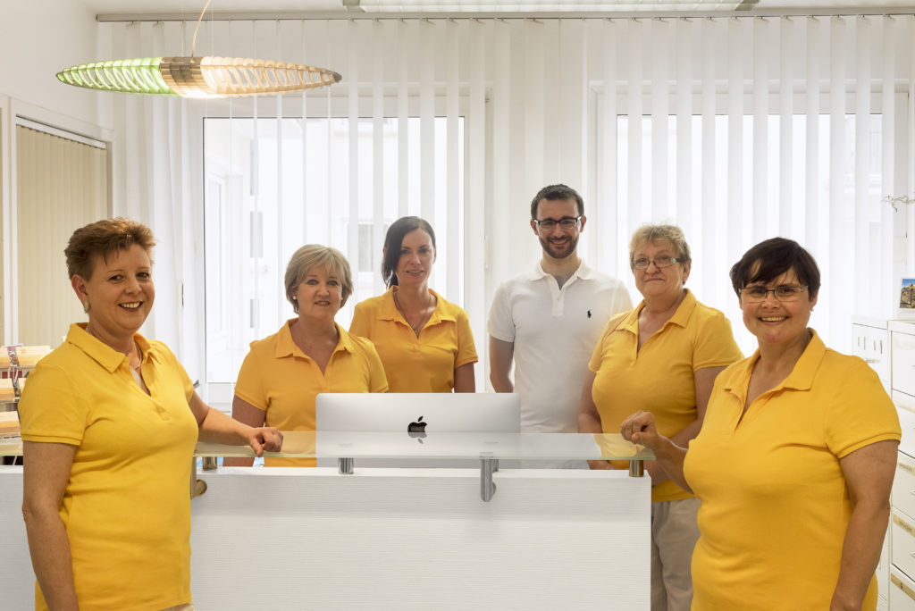 Team der Hautarztpraxis Dr. Kirschner - Hautarztpraxis Dr. Kirschner